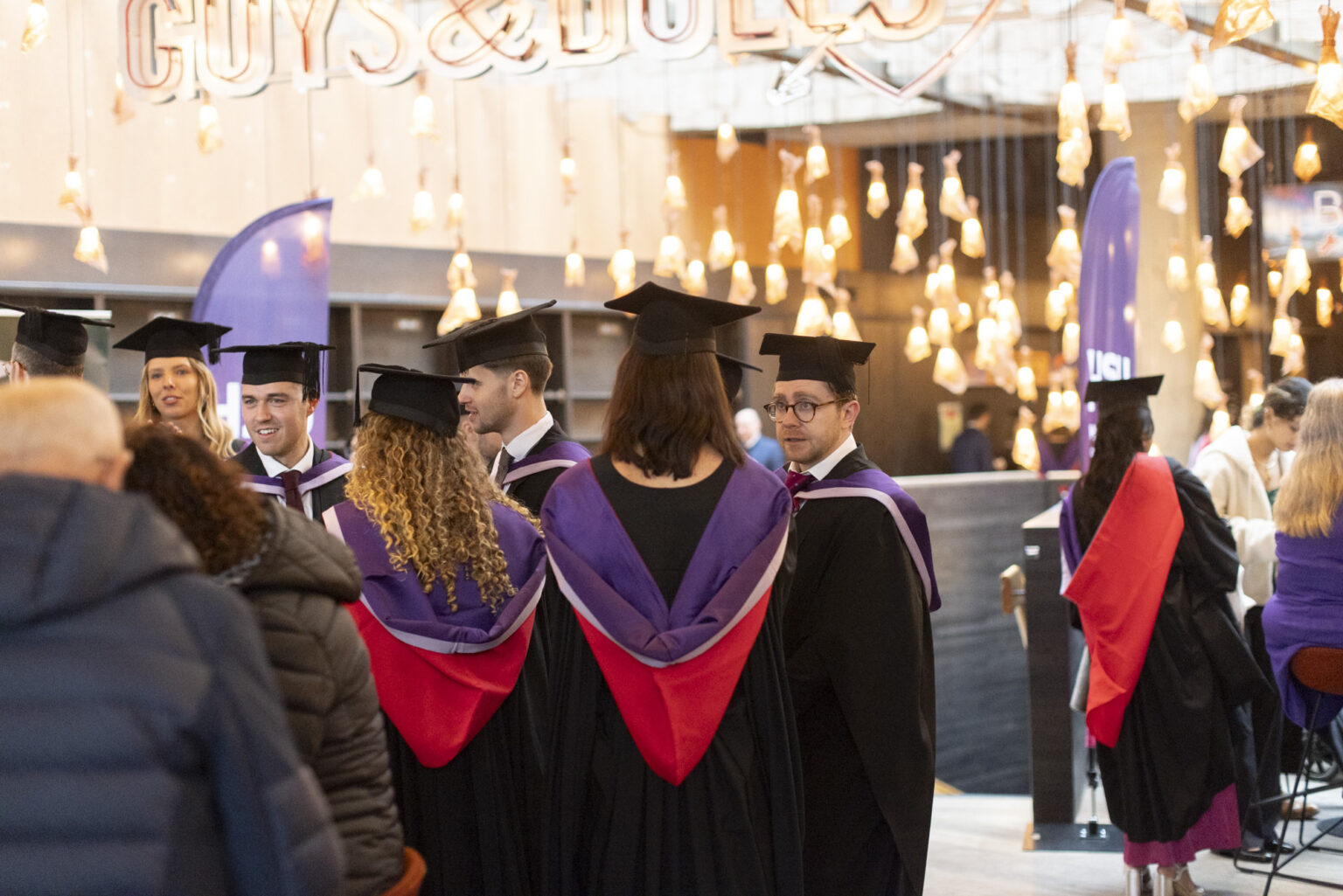 London Graduation | Health Sciences University