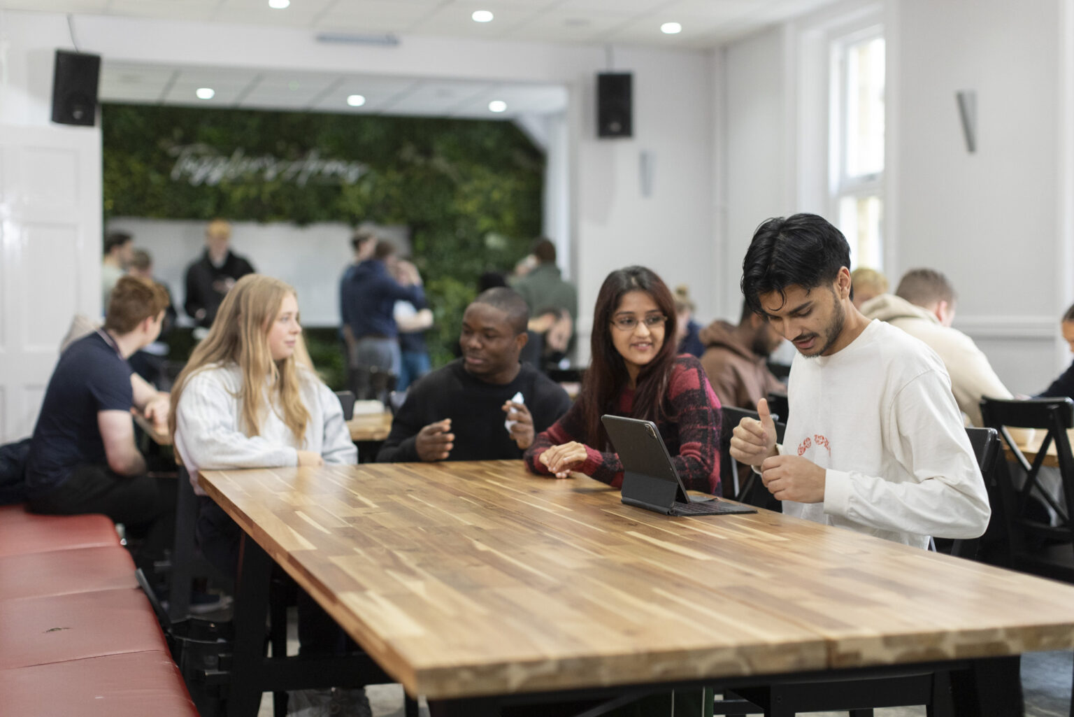 International Students | Health Sciences University