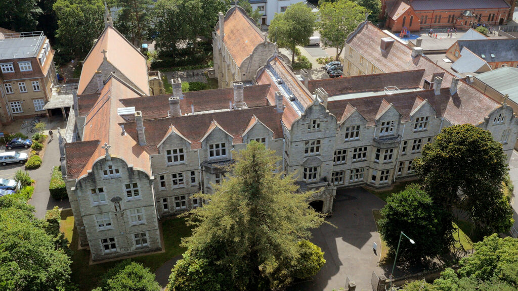 Study in Bournemouth | Health Sciences University